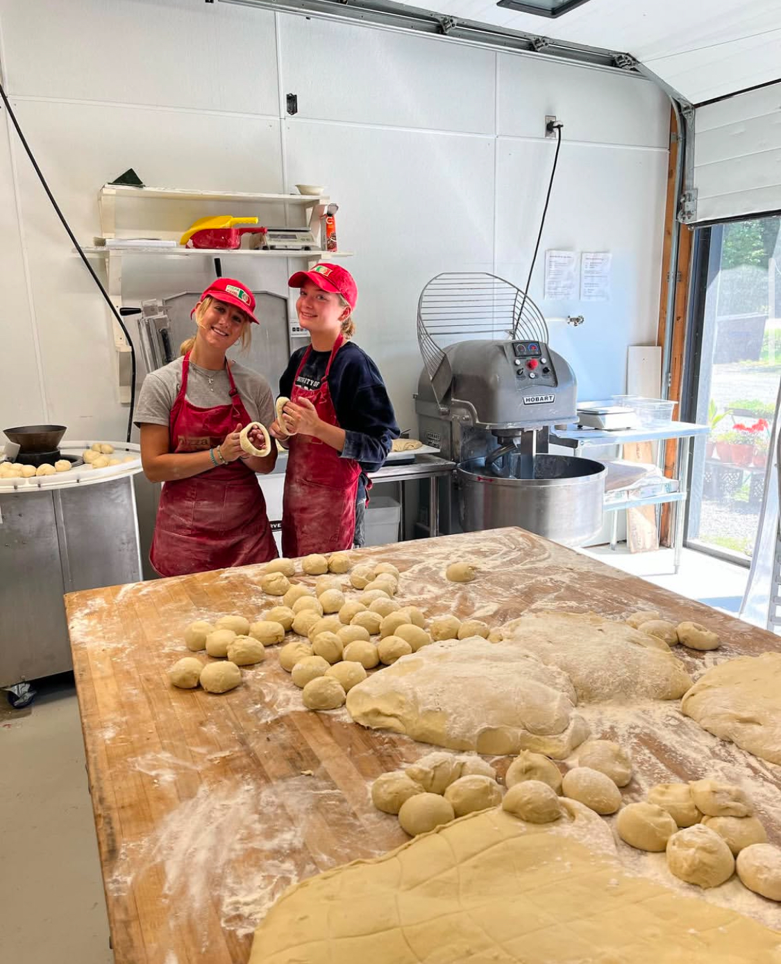 Employment – Pizza On Earth